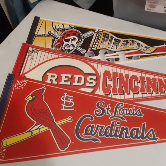 MLB | Other | Nl Central 3 Of 5 Vtg Team Felt Pennants | Poshmark